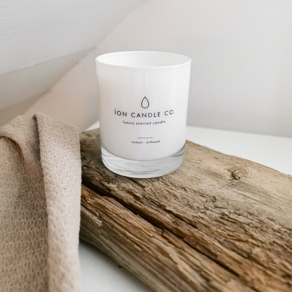 Luxury Scented Candle - Rocksalt & Driftwood - Ion Candle Co. – Íon ...